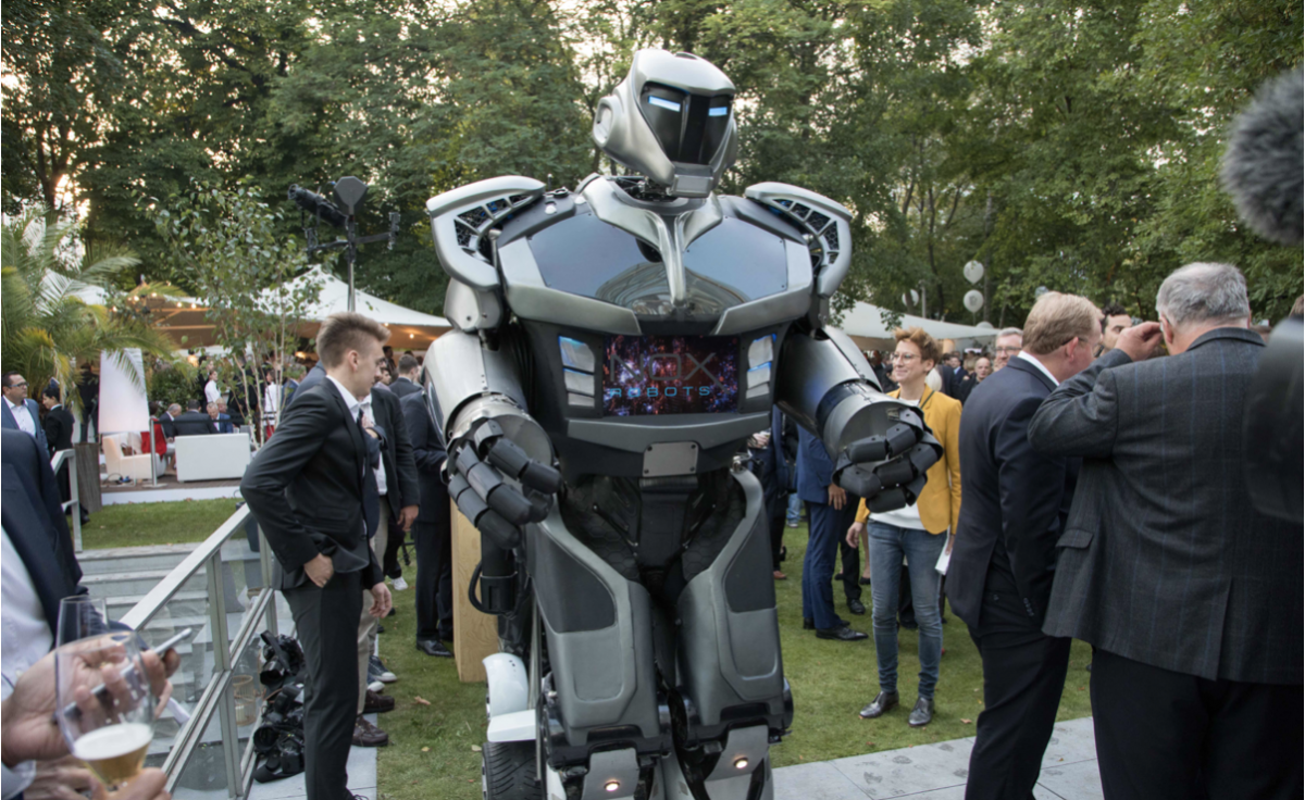 NOX the Robot - Klar und Wertvoll